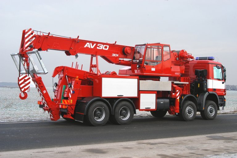 Rescue Crane AV 30 Mercedes Benz
